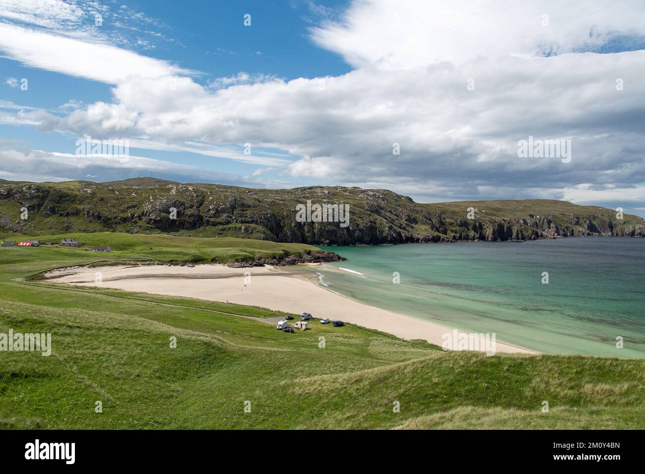 Cliff beach hi-res stock photography and images - Alamy