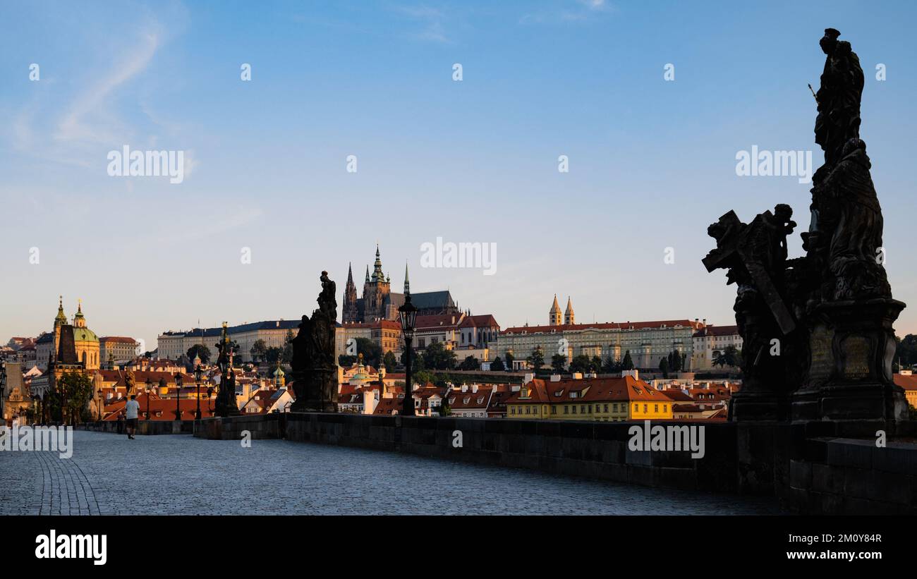 A beautiful scenery of Prague Castle and buildings from Charles Bridge ...