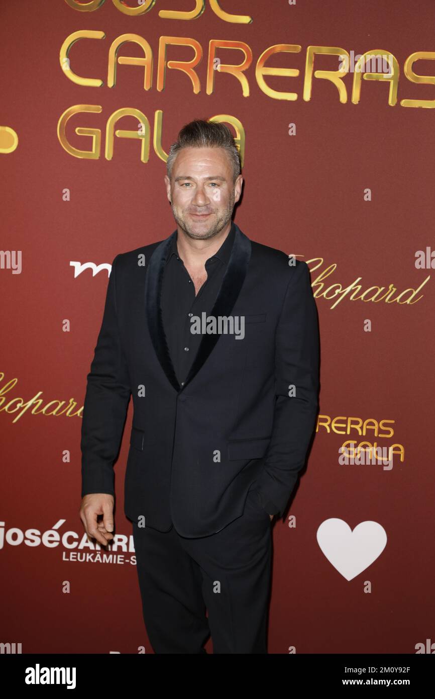 Sasha (Sascha Schmitz) bei der Spendengala „José Carreras Gala 2022 ...