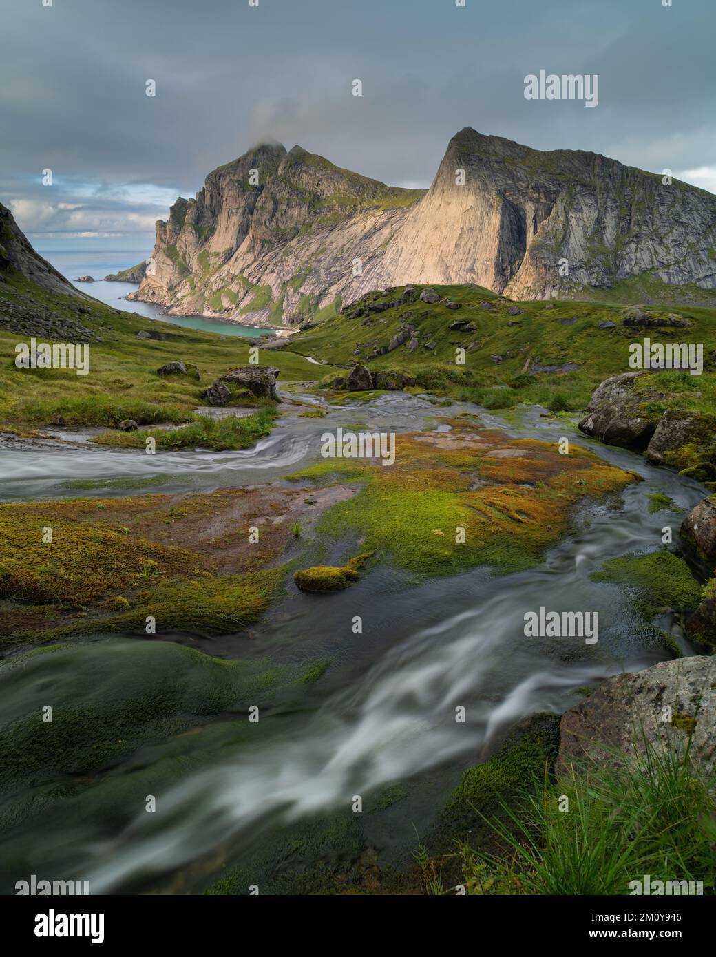 Bunes hi-res stock photography and images - Alamy