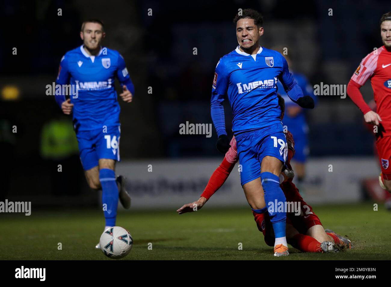 Tom walker 2022 hi-res stock photography and images - Alamy