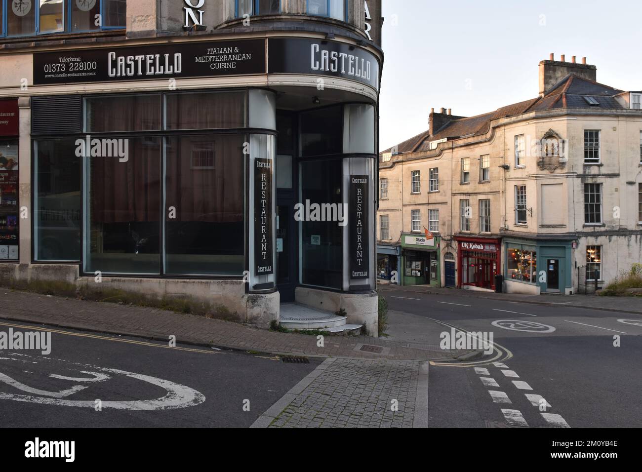 The corner of Palmer Street and Bath Street, Frome, Somerset, England ...