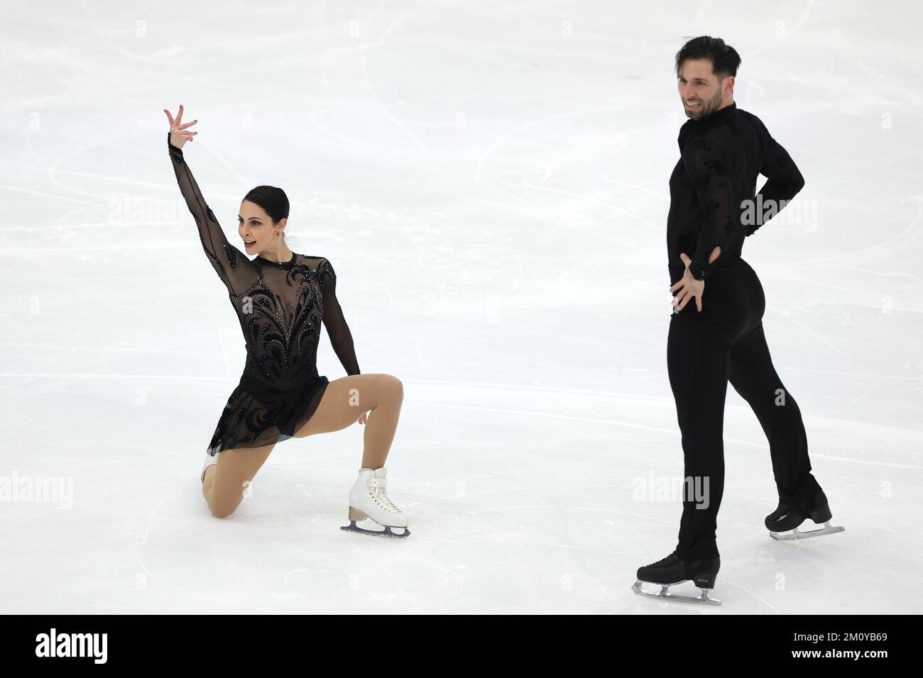 Turin, Italy, 8th December 2022. Deanna Stellato-Dudek and Maxime ...