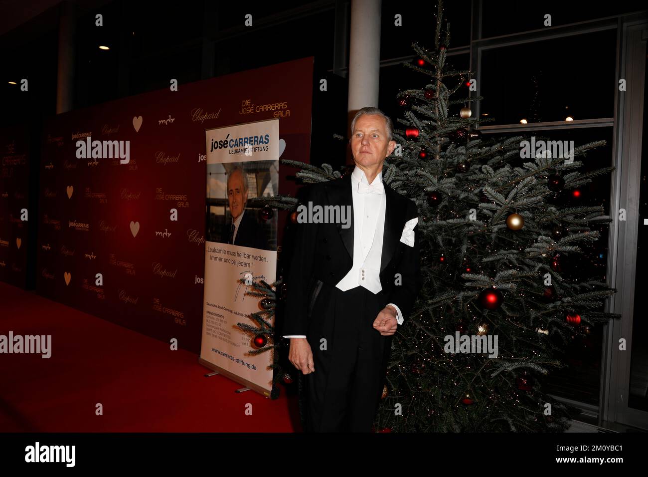 Max Raabe bei der 28. Jose Carreras Gala in der Media City Leipzig ...