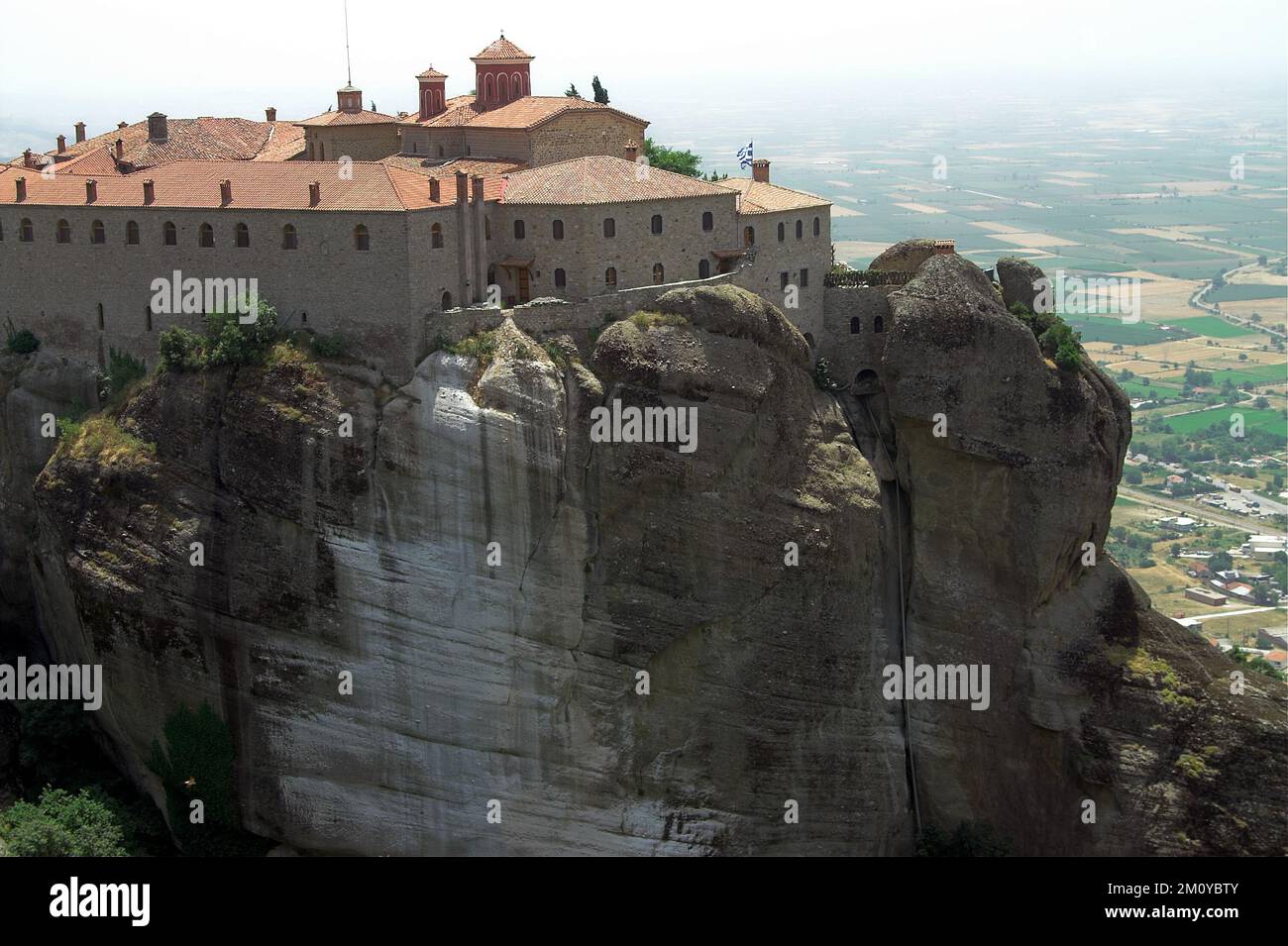 Meteory Μετέωρα Meteora Grecja Greece Griechenland; massif of sandstone ...