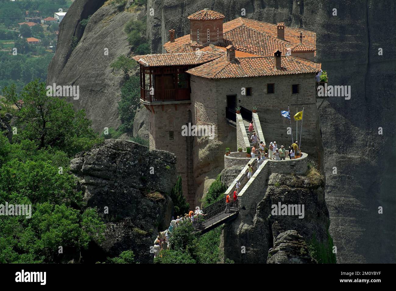 Meteory Μετέωρα Meteora Grecja Greece Griechenland; massif of sandstone ...