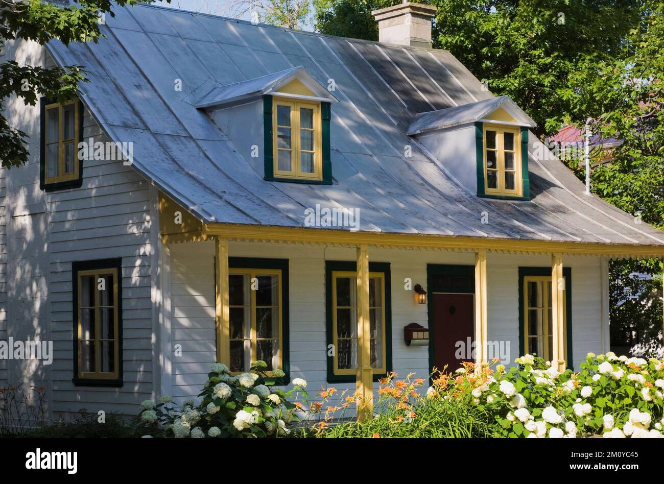 Old 1800s white with yellow and green trim Canadiana cottage style home ...