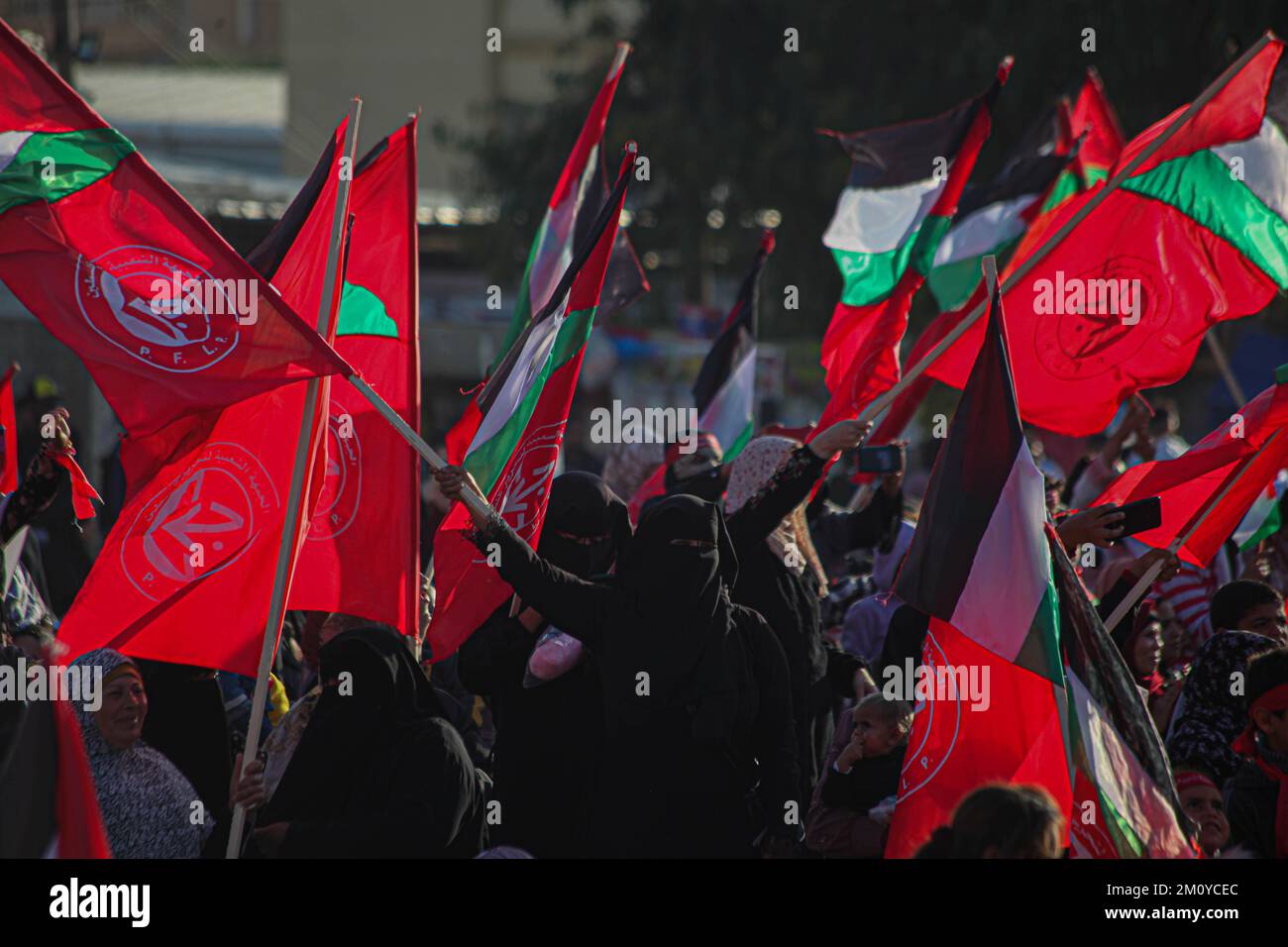 Gaza, Palestine. 8th Dec, 2022. Palestinian supporters of the Popular ...