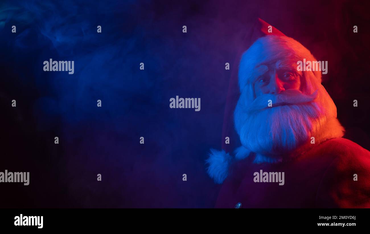 Red blue neon smoke hi-res stock photography and images - Alamy