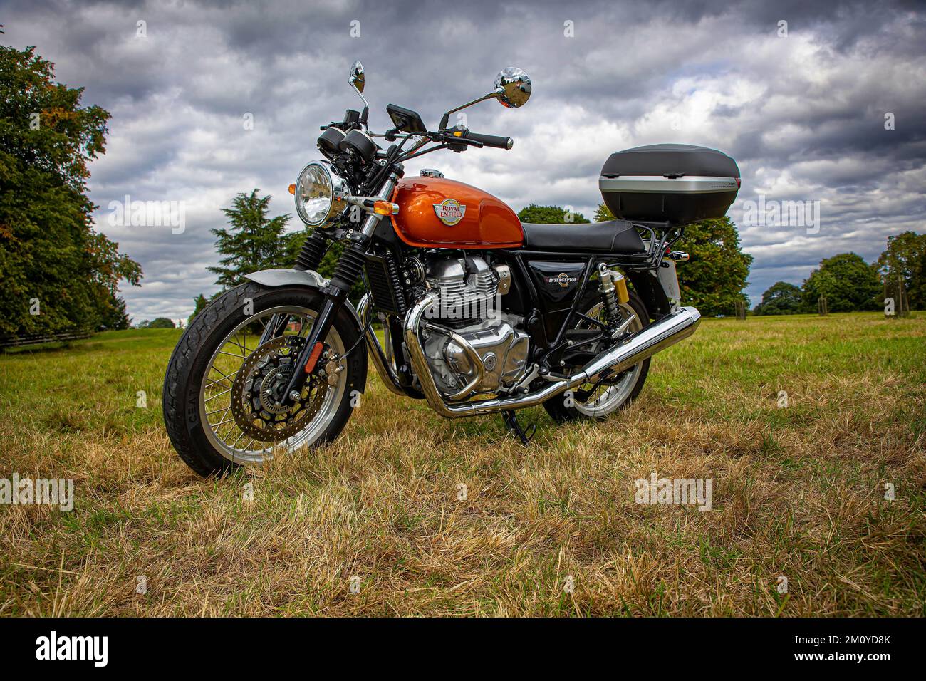 2022 Royal Enfield Interceptor 650 motorcycle with double GIVI topbox ...
