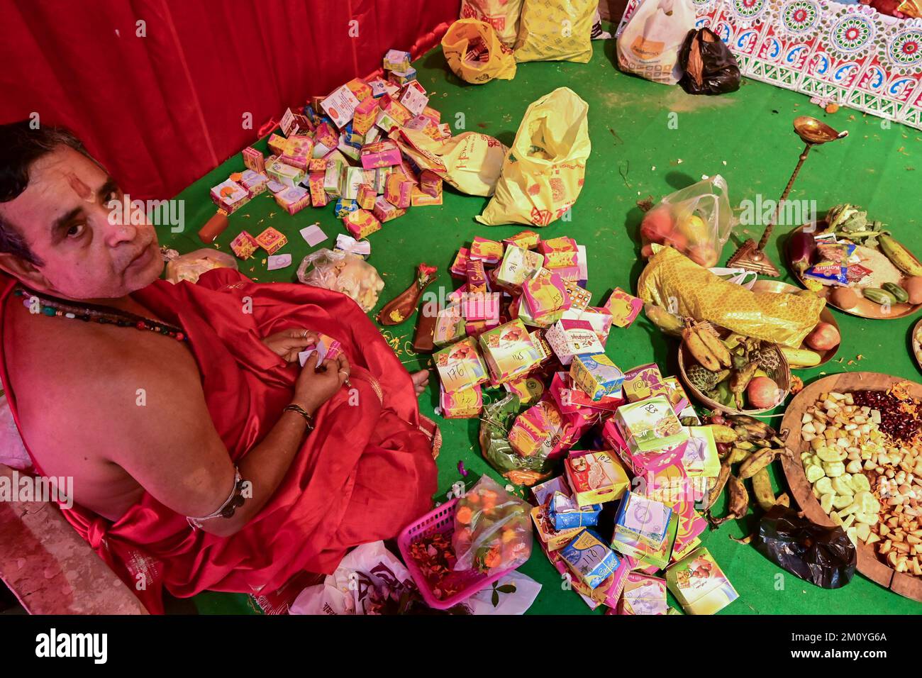 Howrah, West Bengal, India - 14th October 2021 : Hindu Purohit dealing ...