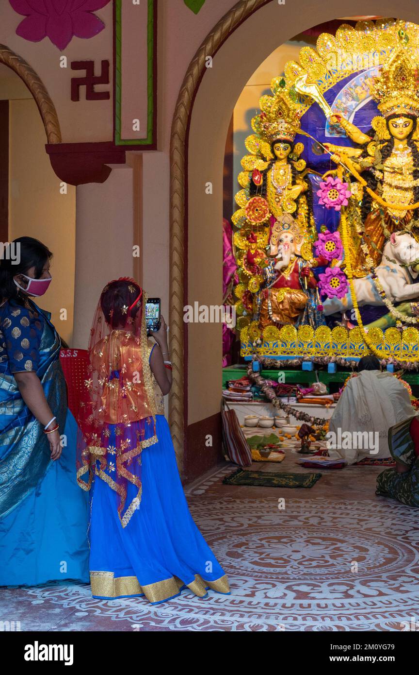 Howrah,India -October 26th,2020 : Bengali girl child taking picture of ...