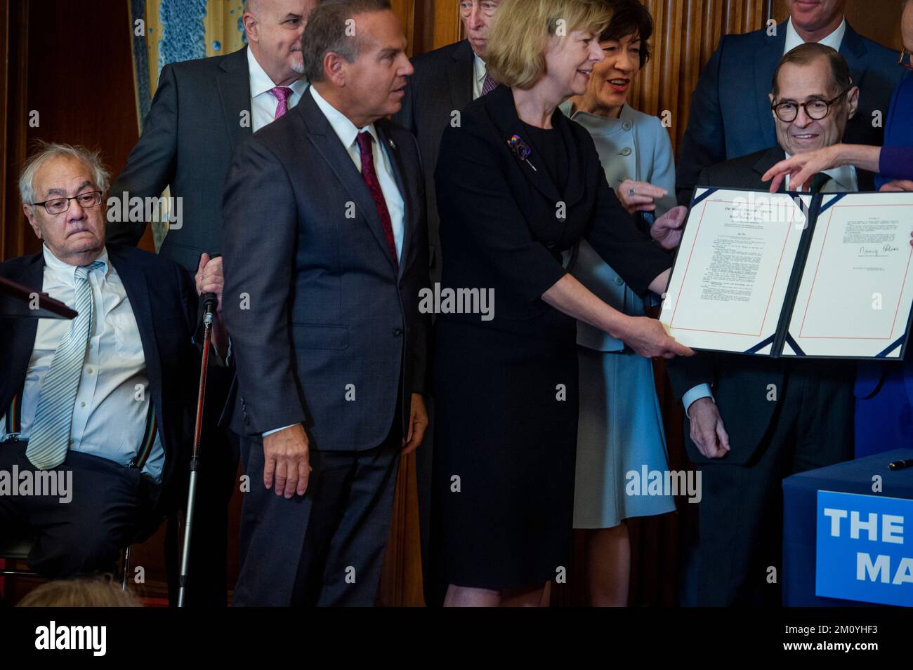 American passing out ceremony hi-res stock photography and images - Alamy