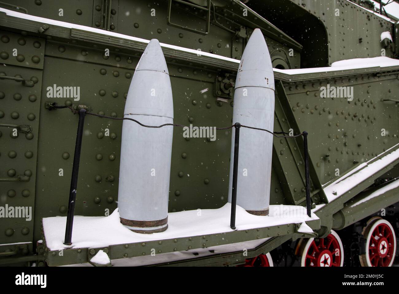 Saint Petersburg, Russia. 08th Dec, 2022. Super-heavy railway artillery ...