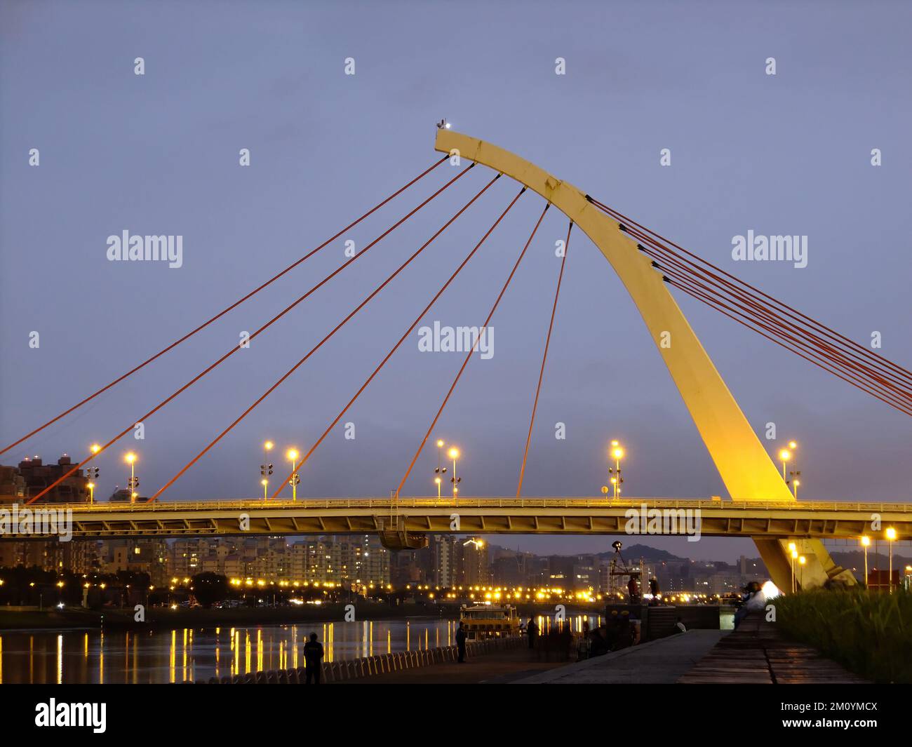 Night view of the Dazhi Bridge at Taiwan Stock Photo - Alamy
