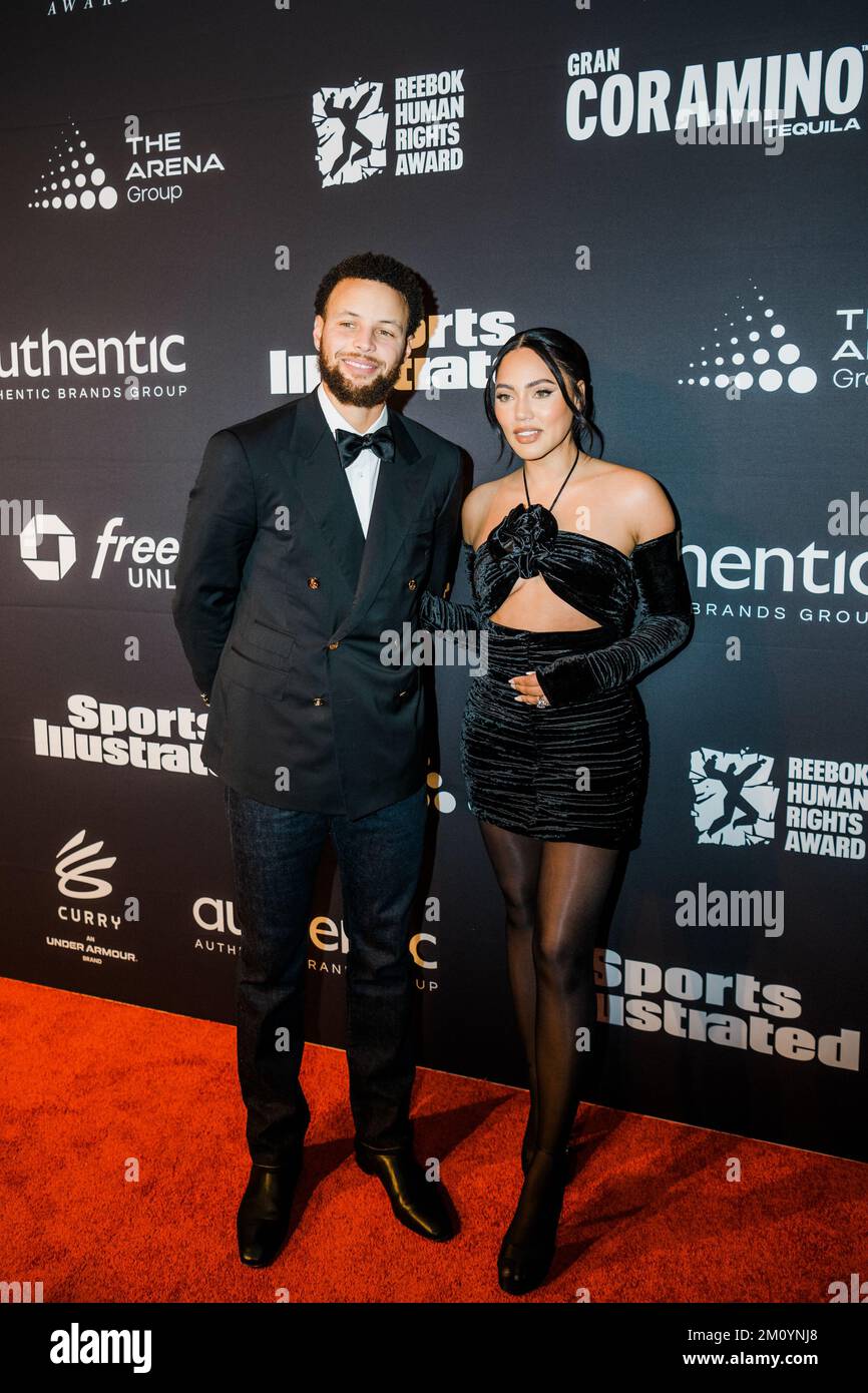 San Francisco, USA. 08th Dec, 2022. Steph and Ayesha Curry walk the ...