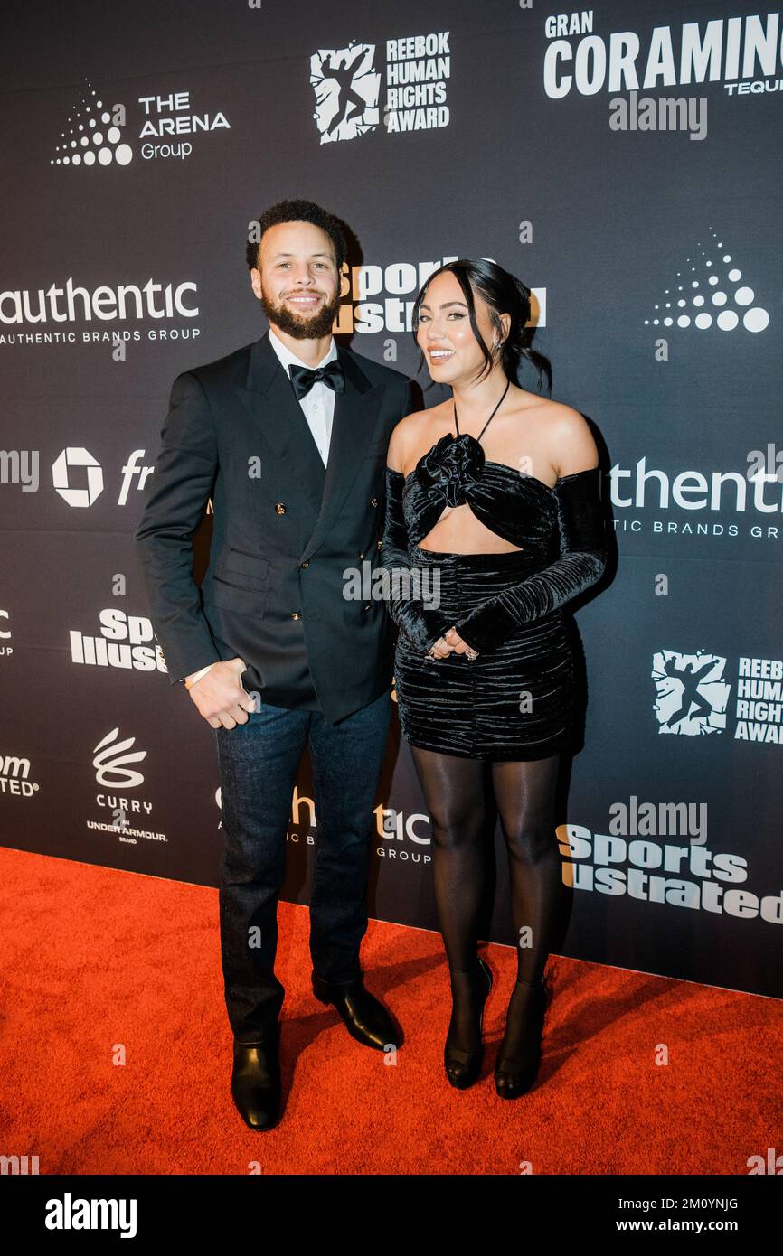 San Francisco, USA. 08th Dec, 2022. Steph and Ayesha Curry walk the ...