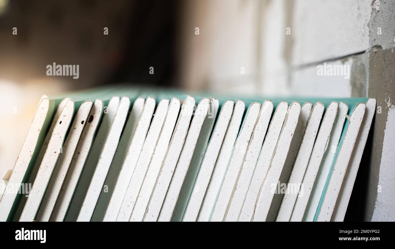 Gypsum wall sheathing hi-res stock photography and images - Alamy