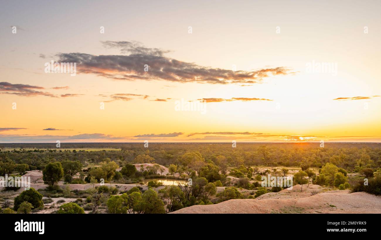 Towns in north west new south wales hi-res stock photography and images ...