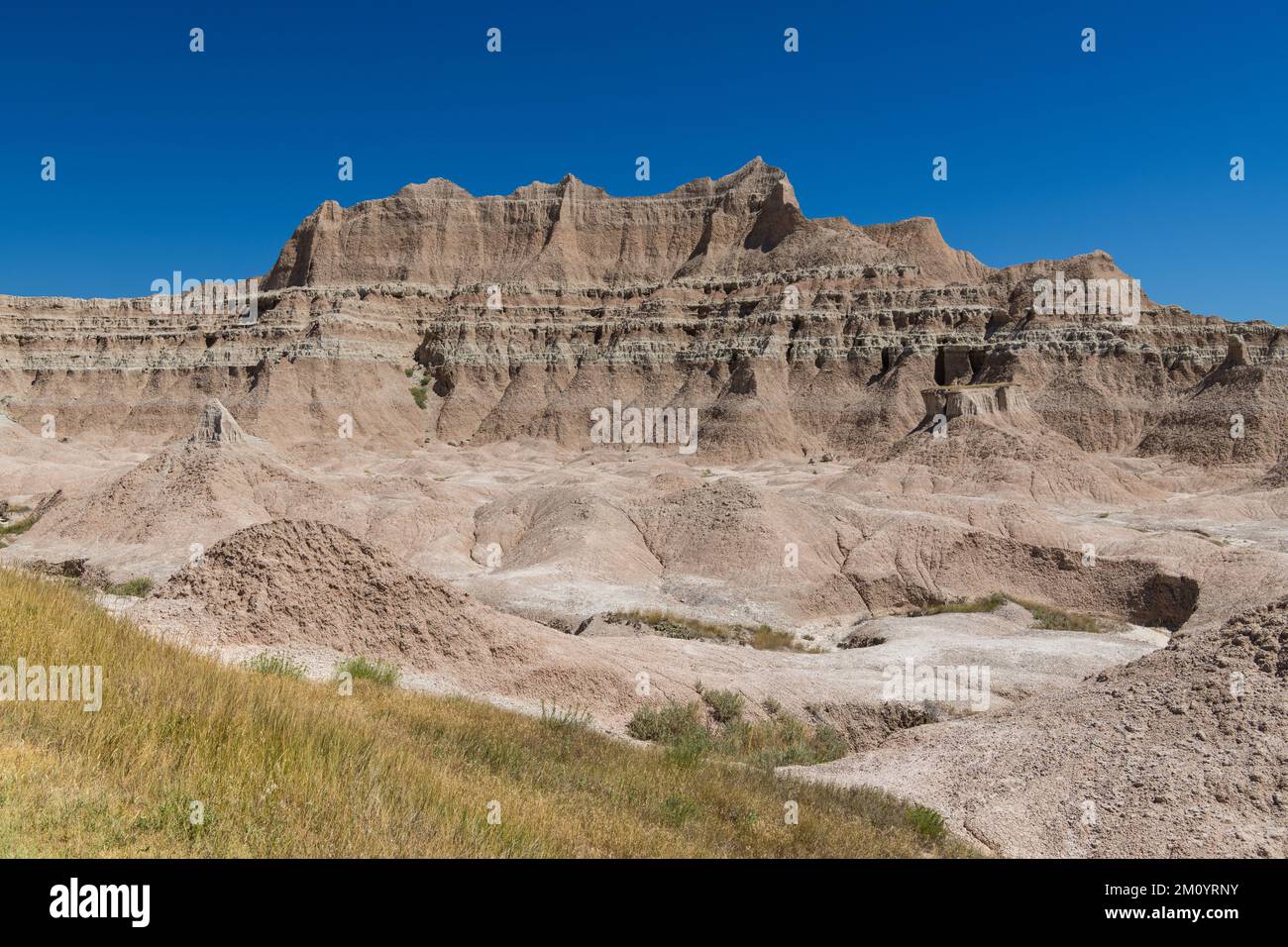 Landscape of barren, red rock peaks in Badlands National Park, South ...