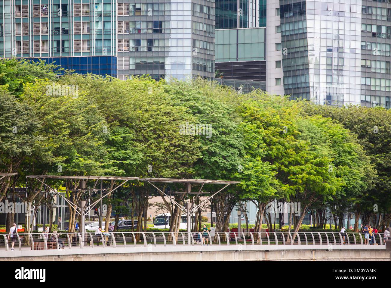 The promontory at Marina Bay is a beautiful landscaping public venue ...