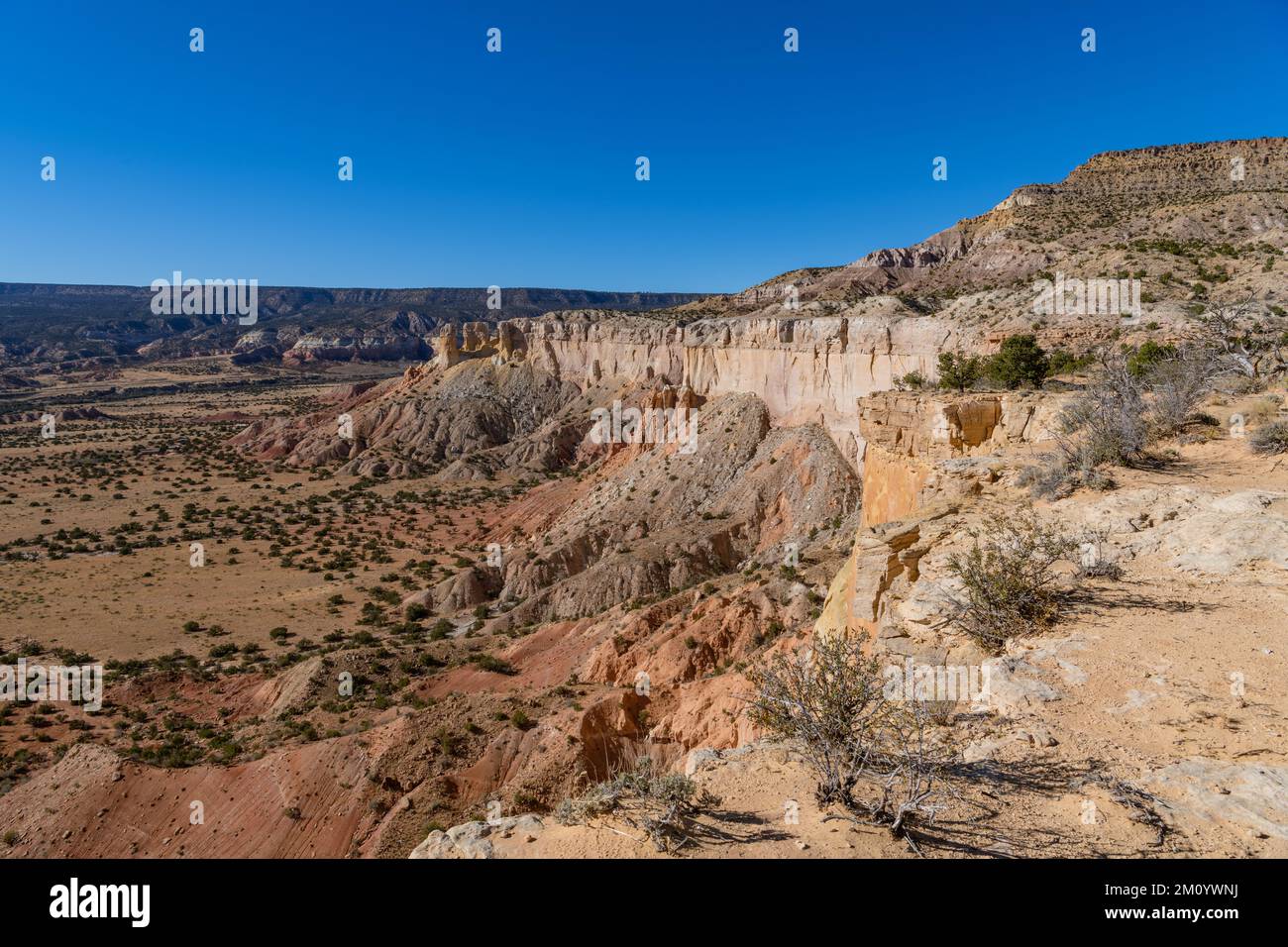 Wide view canyon rim and colorful cliffs in Ghost Ranch, New Mexico ...