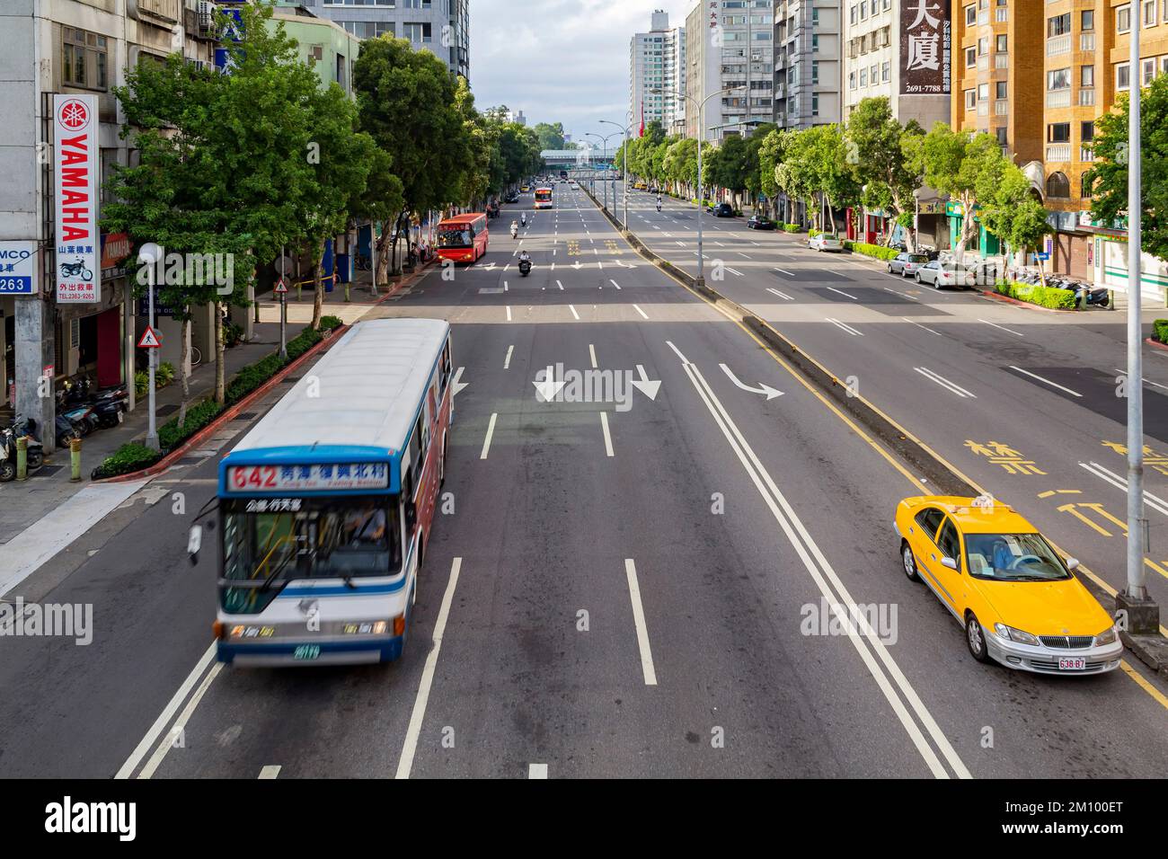 Taipei, SEP 18 2010 - Sunny view of the cityscape of Daan District ...