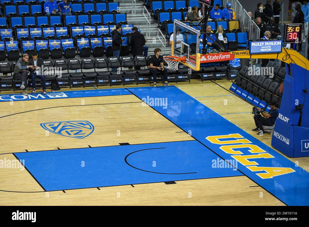 Dylan court hi-res stock photography and images - Alamy