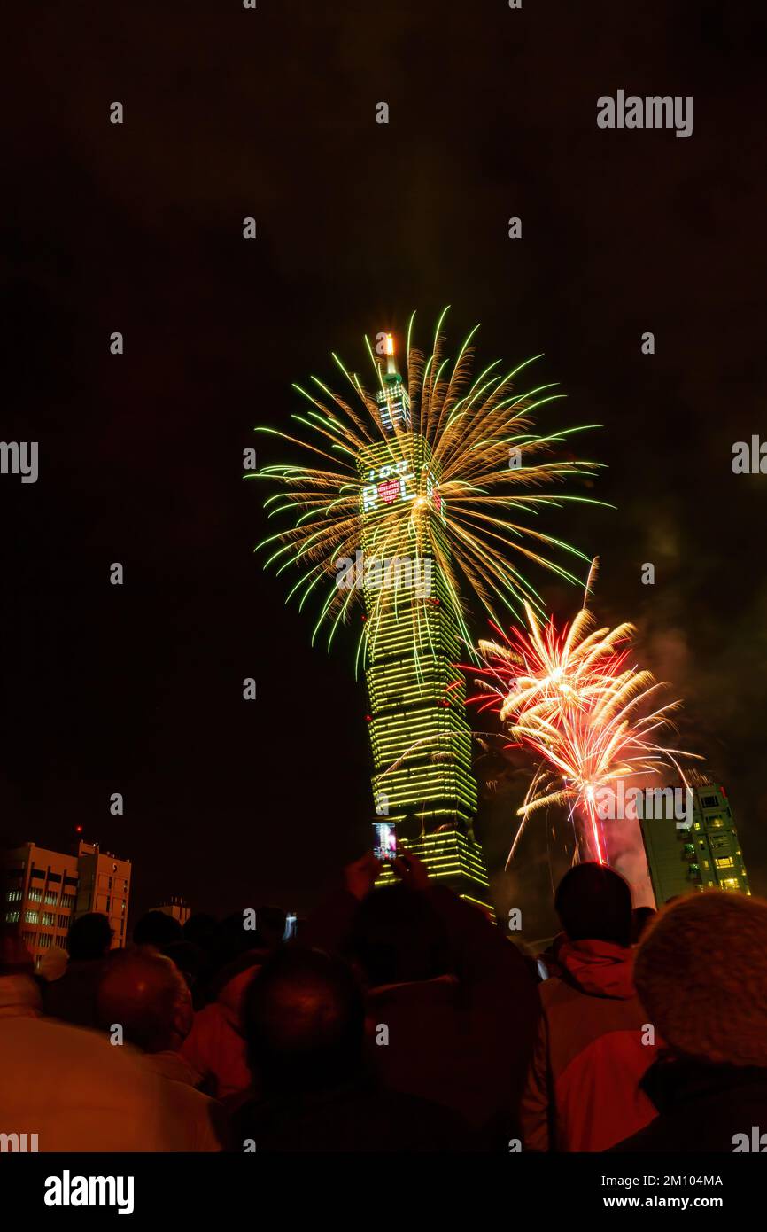 Taipei 101 fireworks hi-res stock photography and images - Alamy