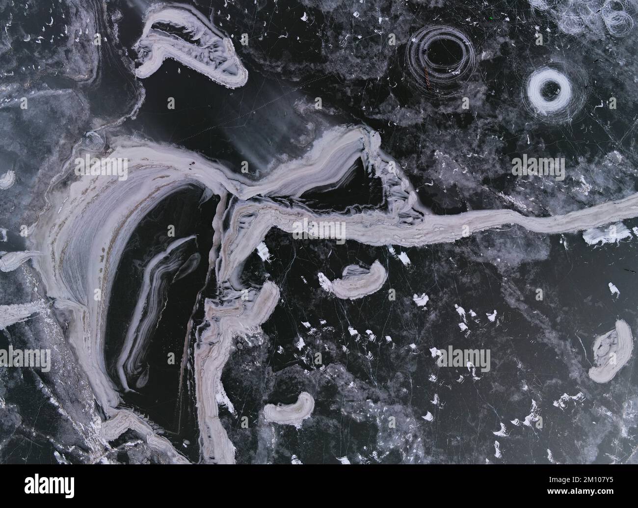 Aerial photo shows the frozen Songhua River in Harbin City, northeast ...