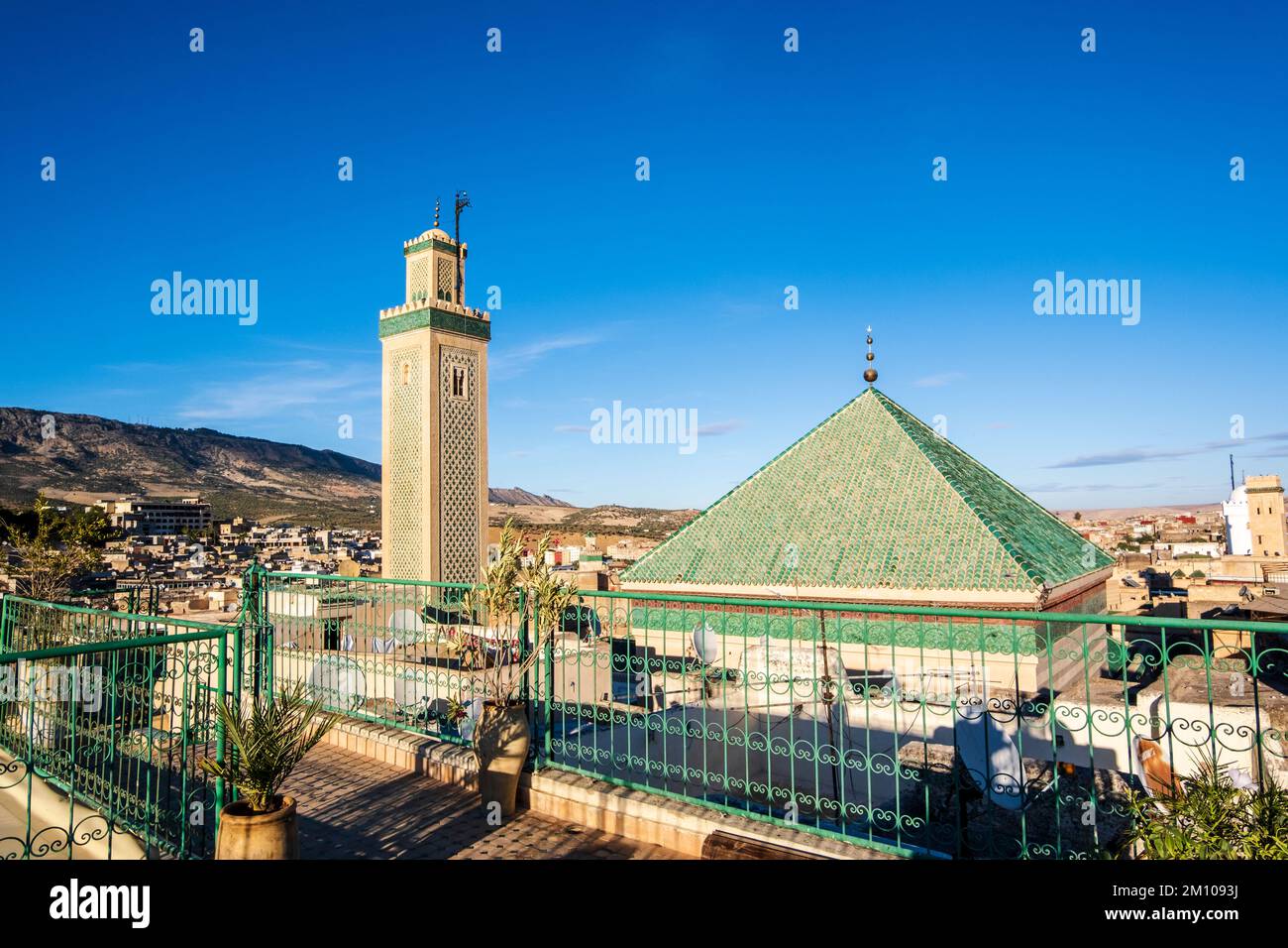 Famous al-Qarawiyyin mosque and University in heart of historic ...