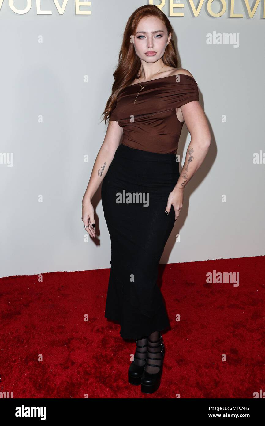 Revolve winterland hi-res stock photography and images - Alamy