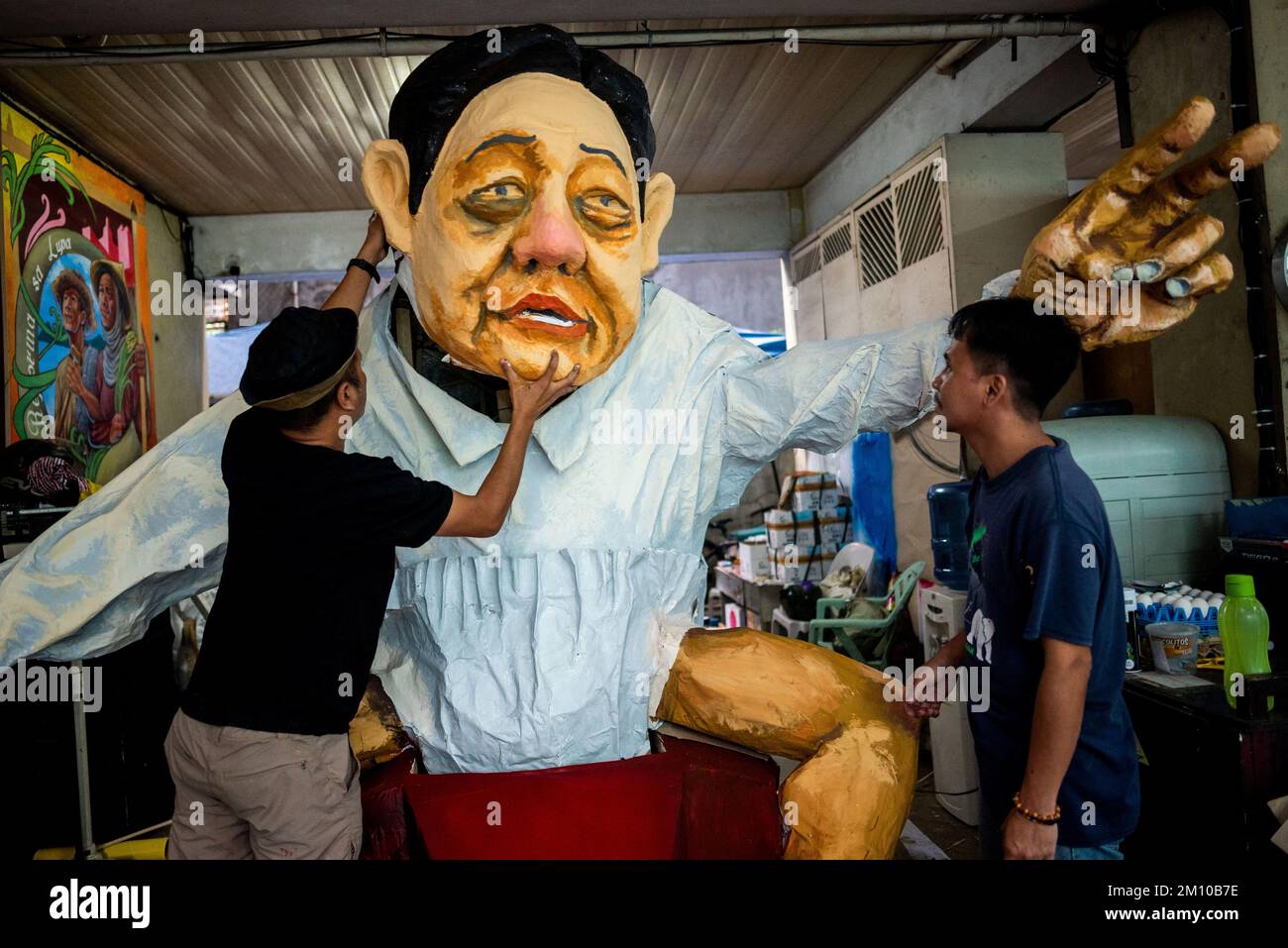 Filipino Activists Build An Effigy Depicting Philippine President