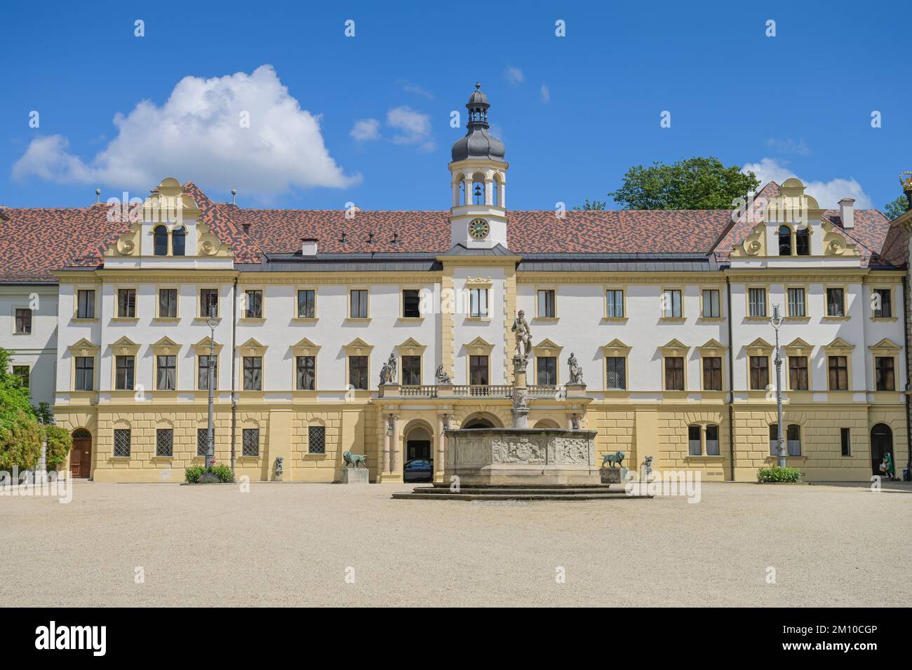 Innenhof, Schloss St. Emmeram, Thurn und Taxis, Regensburg, Bayern ...