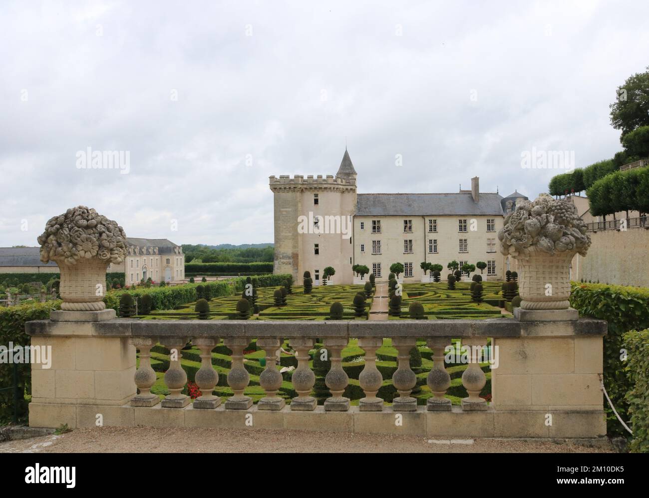 Chateau gardens villandry in hi-res stock photography and images - Alamy