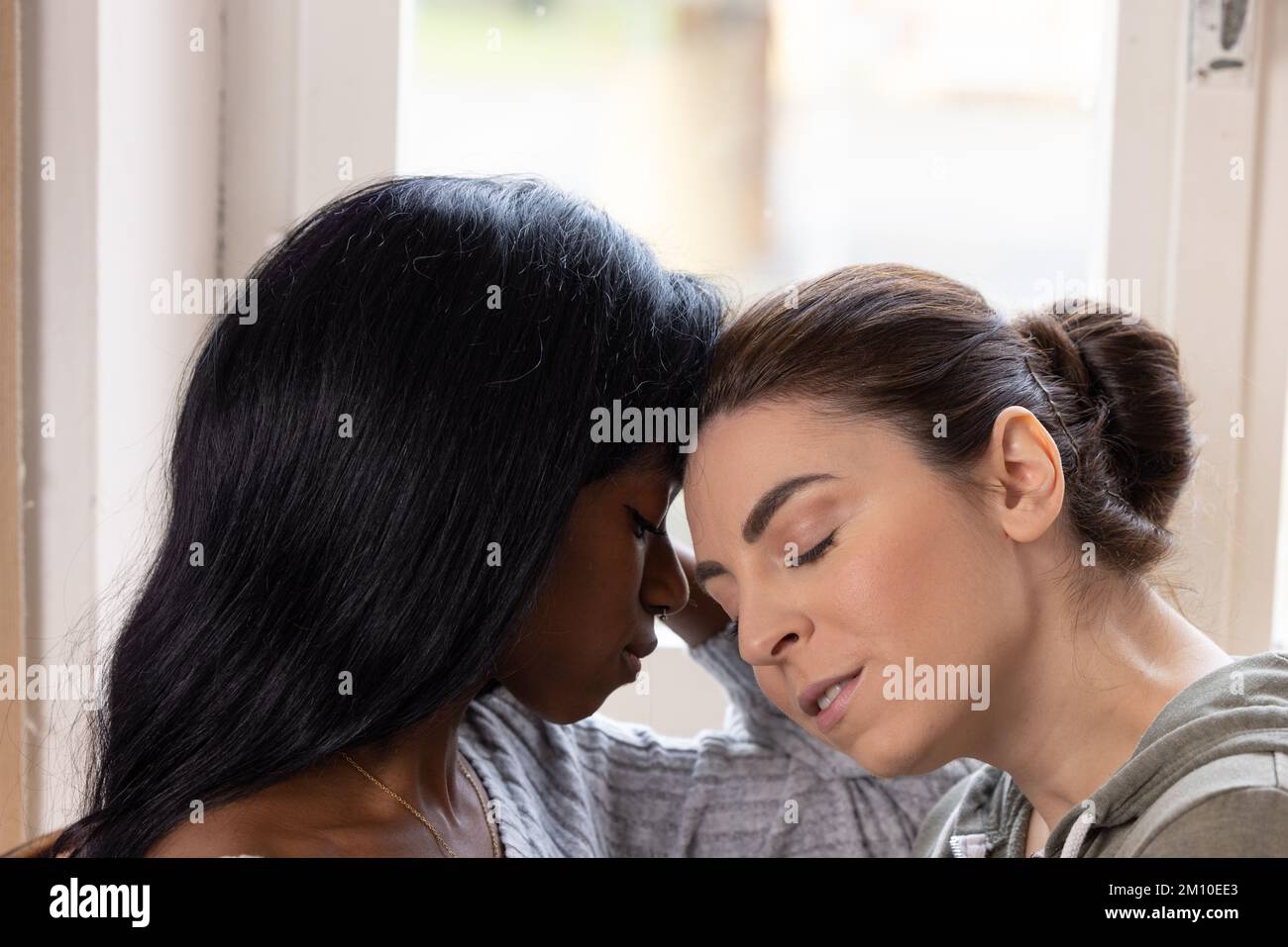 Fraternity house together hi-res stock photography and images - Alamy