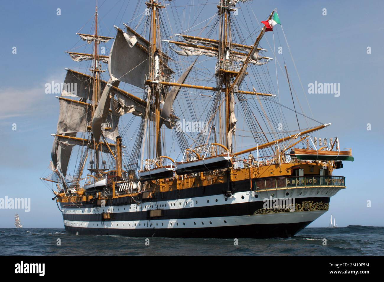 Italian Navy tall ship Amerigo Vespucci Stock Photo - Alamy