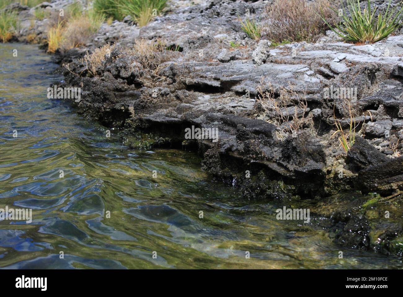 Water dripping off of rocks hi-res stock photography and images - Alamy