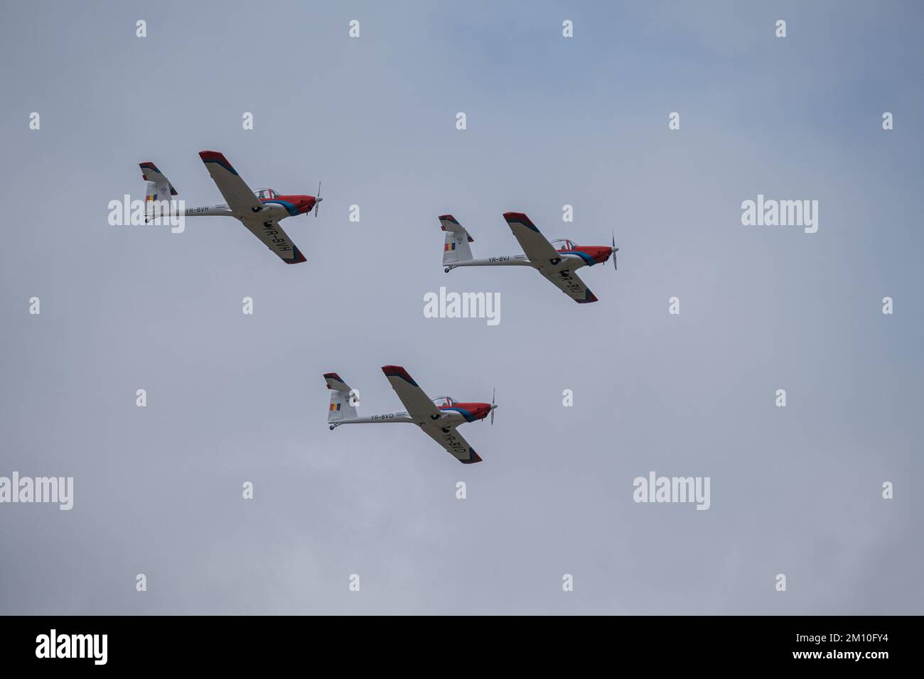 Three jet engine hi-res stock photography and images - Alamy