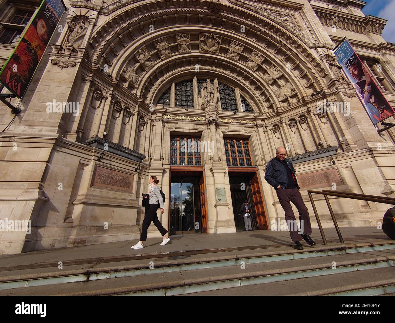 The surroundings of Brompton street Westminster's London Stock Photo ...