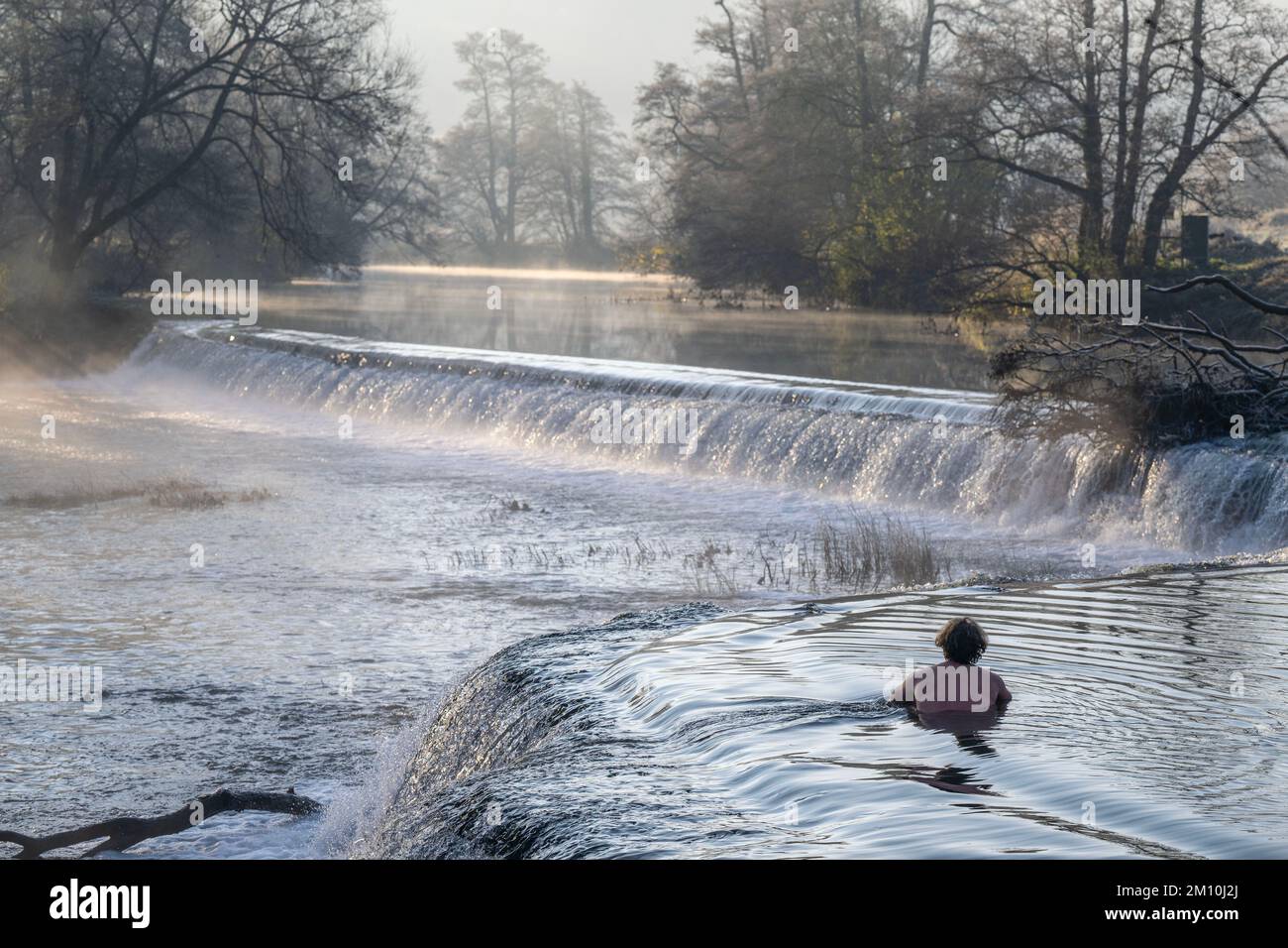 09.12.22. WEATHER SOMERSET. Steven Lake from Bath braves the water in ...