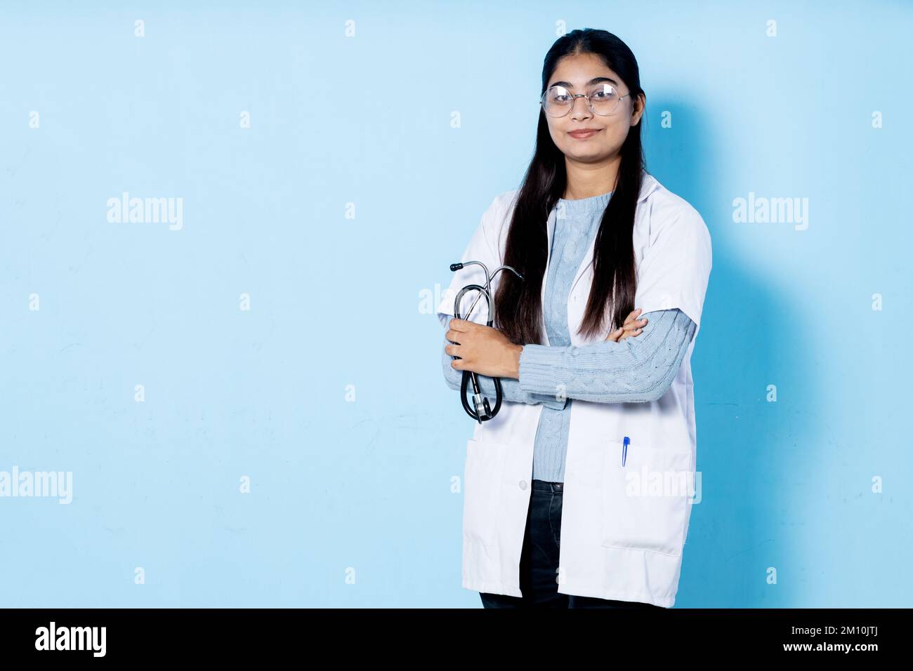 Indian medical student hi-res stock photography and images - Alamy