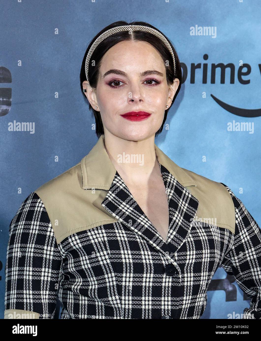 London, UK. 08th Dec, 2022. Emily Hampshire attends the premiere of new ...