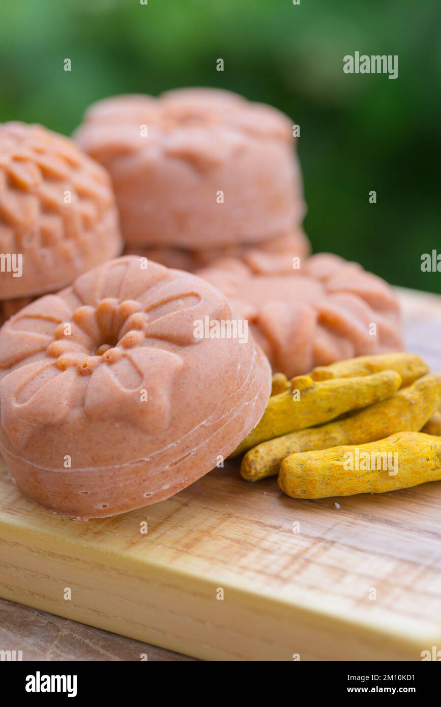 Soap root hi-res stock photography and images - Alamy