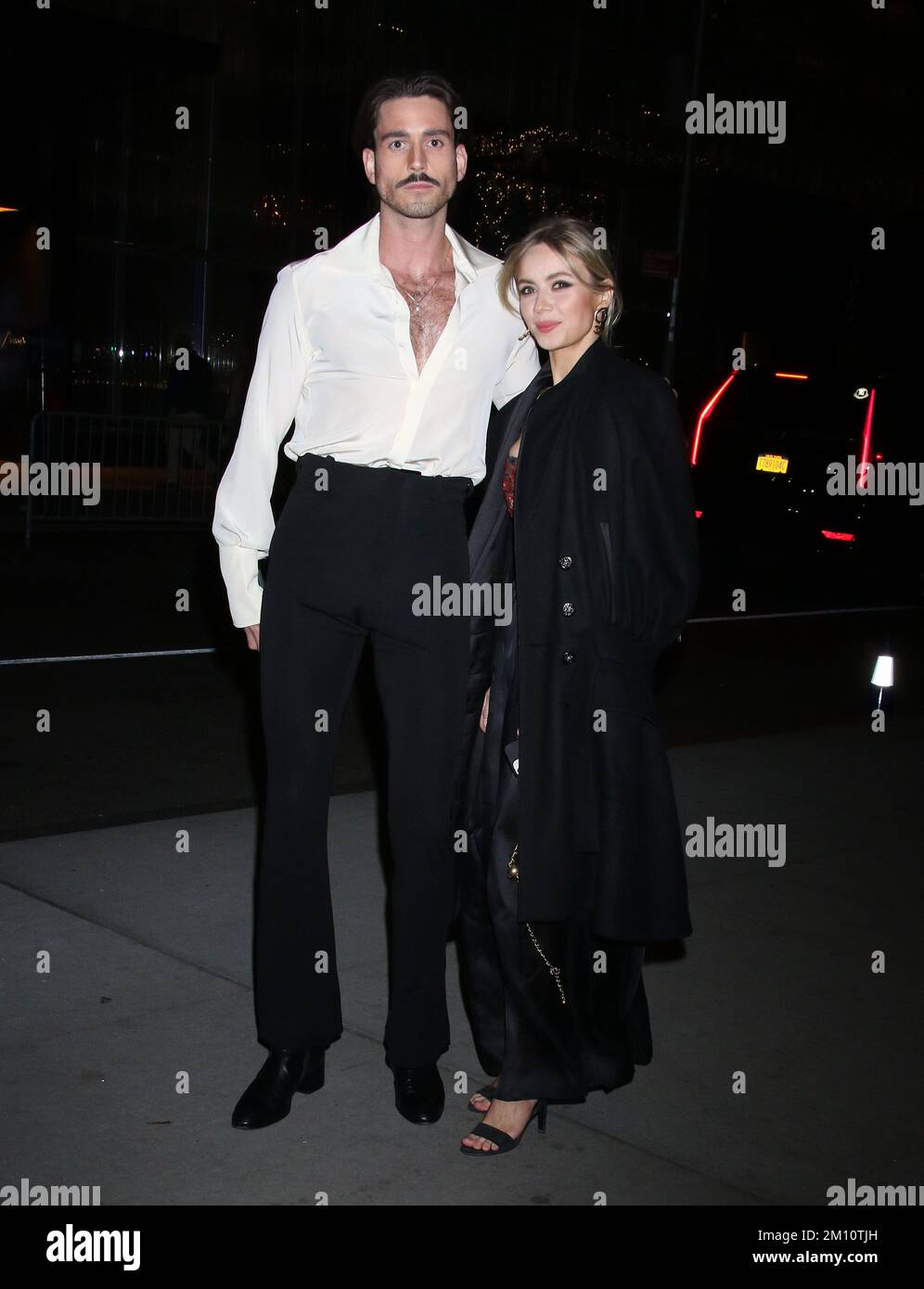 Anna weyant hi-res stock photography and images - Alamy