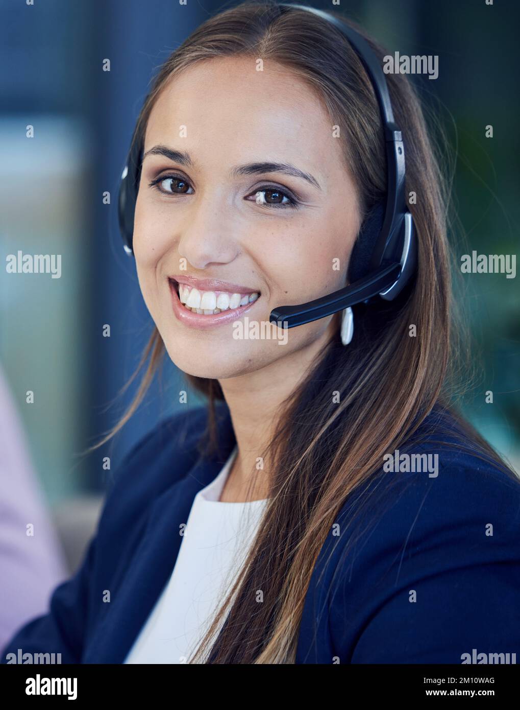 Offering service hi-res stock photography and images - Alamy