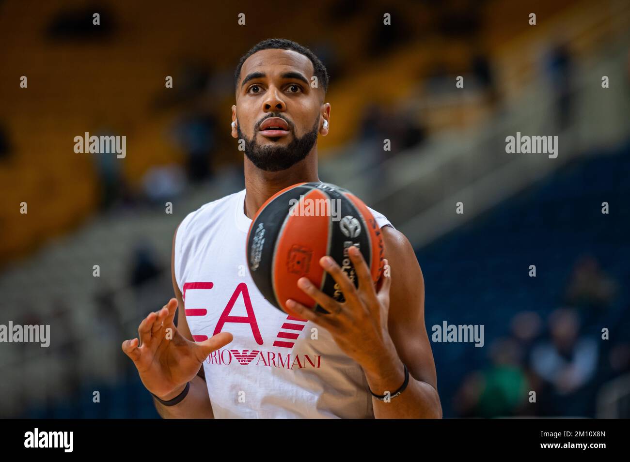 Athens, Lombardy, Greece. 8th Dec, 2022. 0 BRANDON DAVIES of EA7 ...
