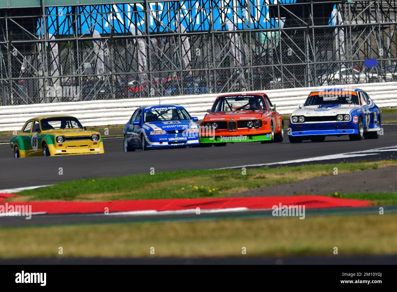 Four enter the loop hi-res stock photography and images - Alamy