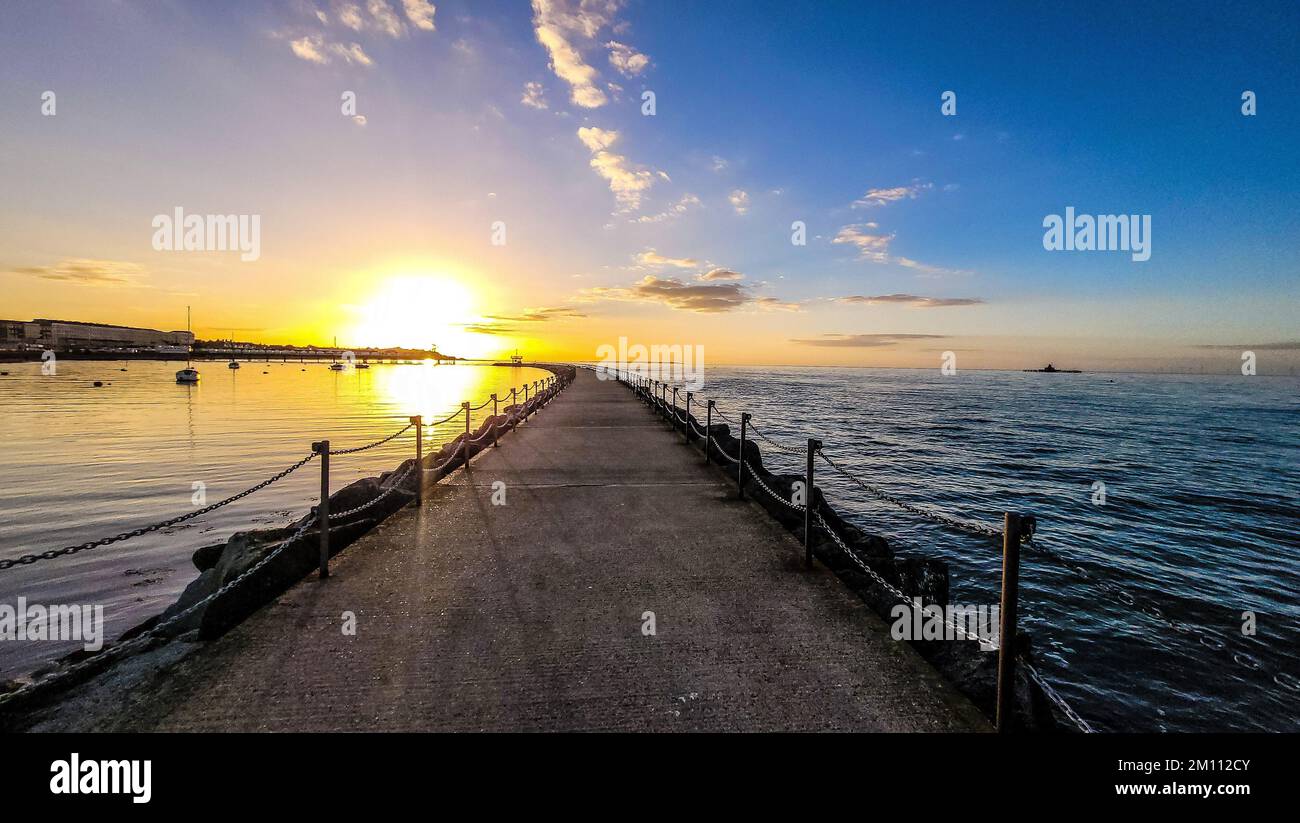 Kent coast in background hi-res stock photography and images - Alamy