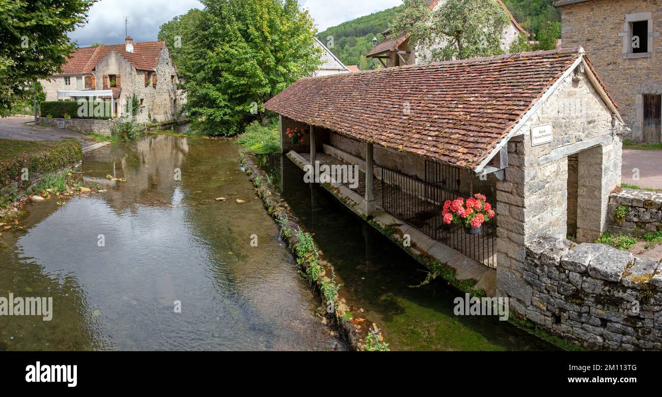 Traditional riverside wash house in Luzigny sur Ouche, Cote d'Or ...